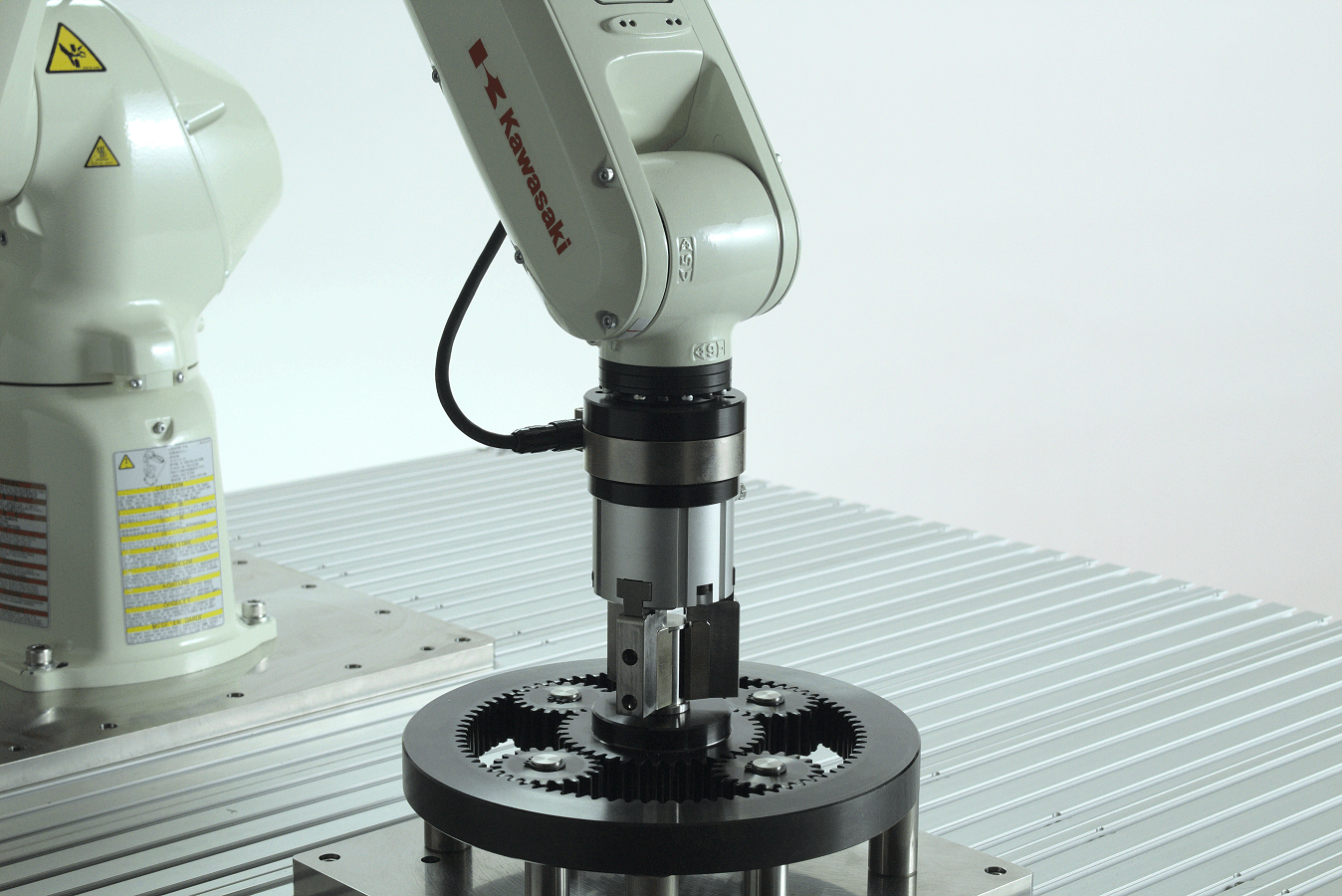 Strain gauge 6-axis force sensor ZYXer | Industrial Robots by Kawasaki ...